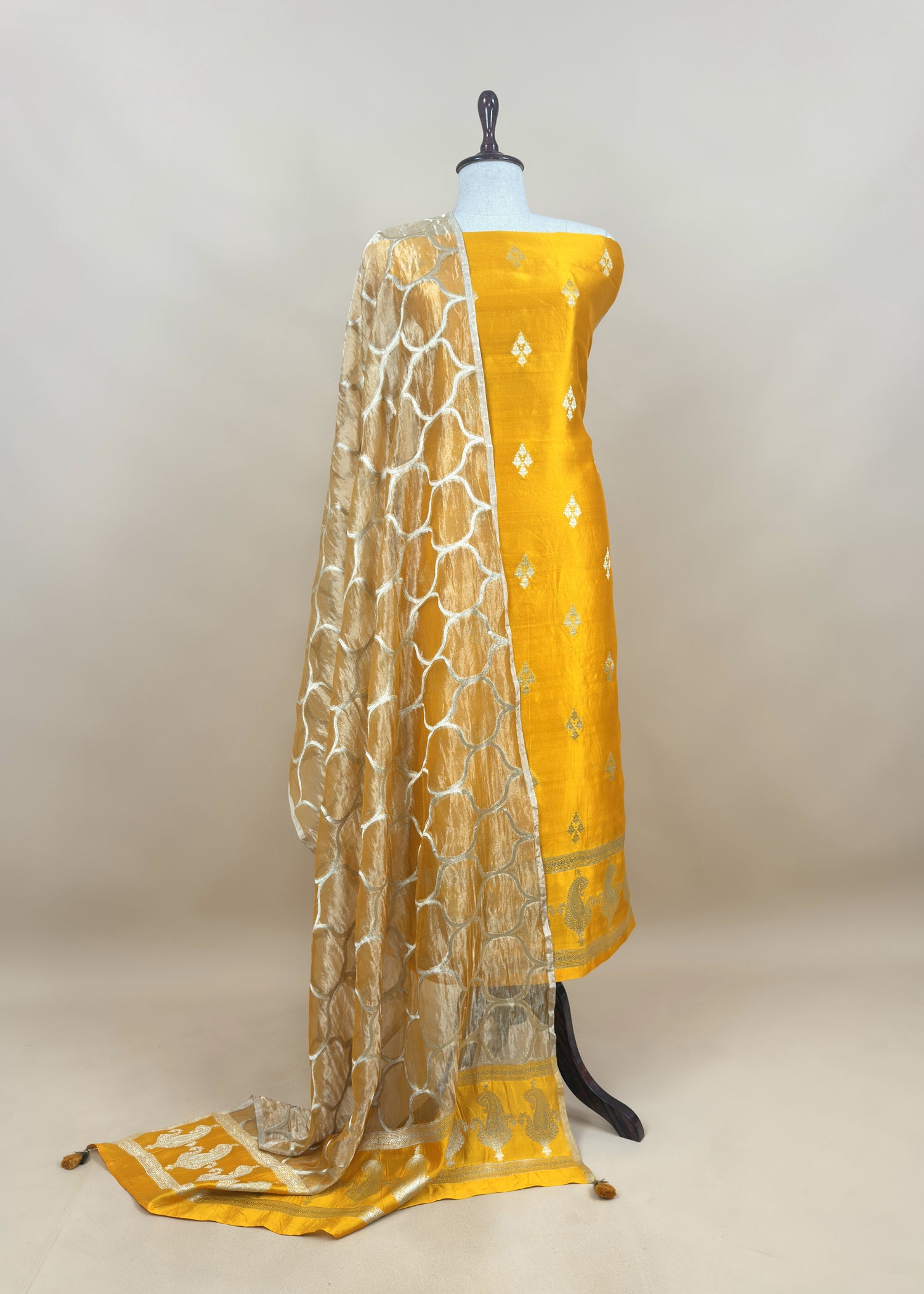 Skip to product information